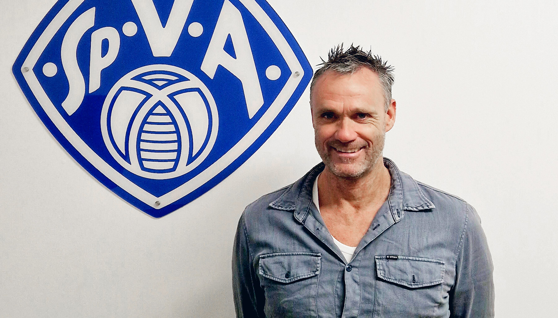 Frank Brunn ist neuer Jugendvorstand der Viktoria - Viktoria ...